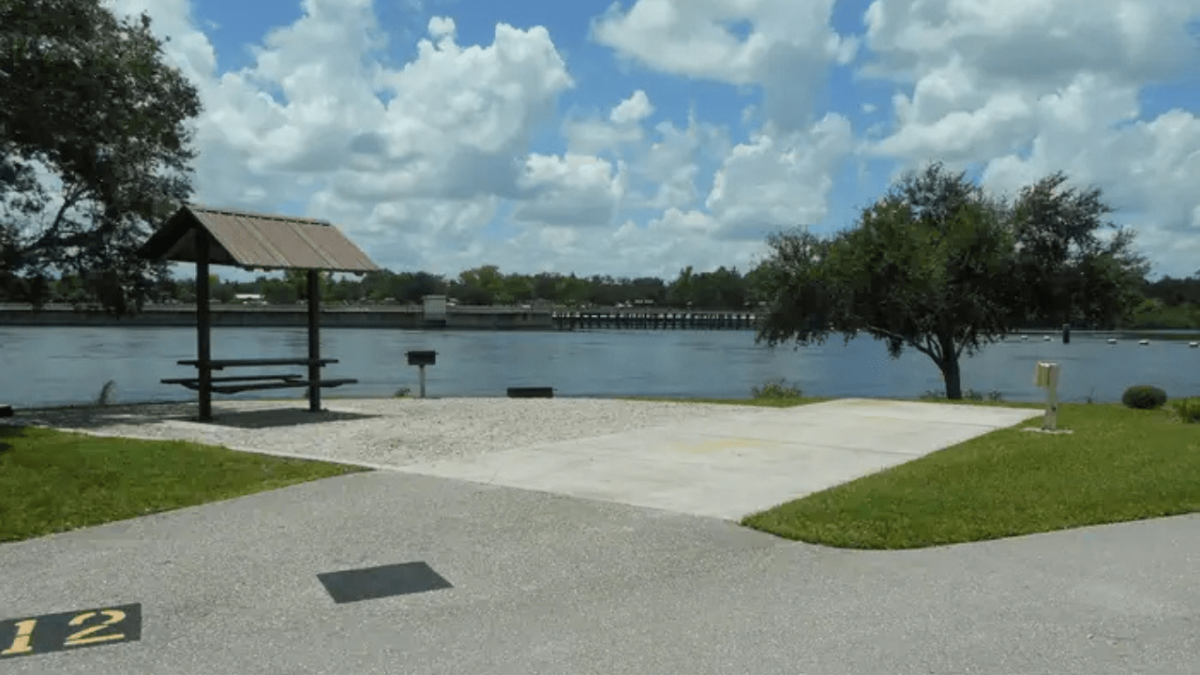 Waterfront RV Camping in Florida for $30 or Less (As Low as $12/night)